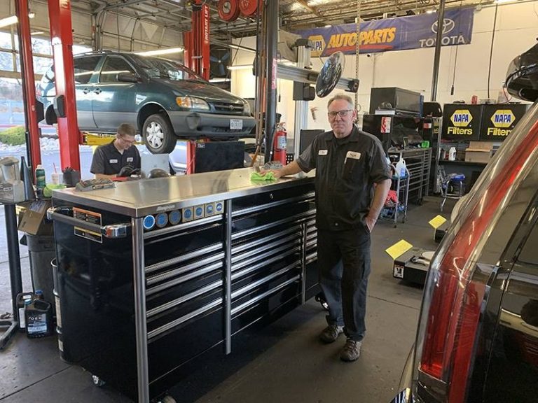 Engine Performance Chips for Cars: A Buyer’s Guide | Auto Phobe